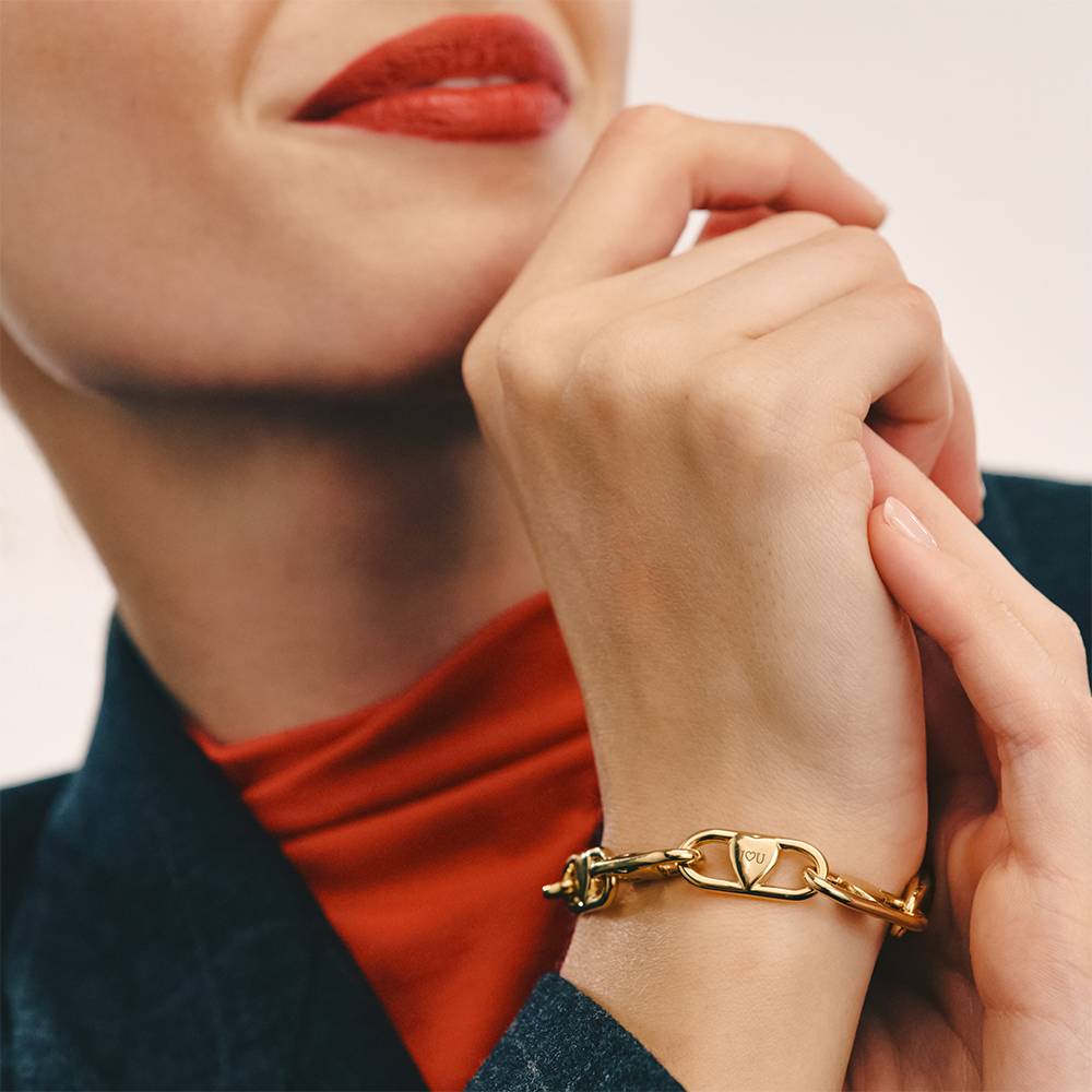 Chunky Linked Hearts Initial Bracelet in Gold Finish - Theo Grace
