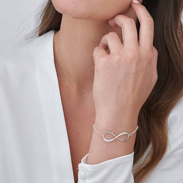 Personalised Infinity Name Bracelet with Diamond in Silver - Theo Grace